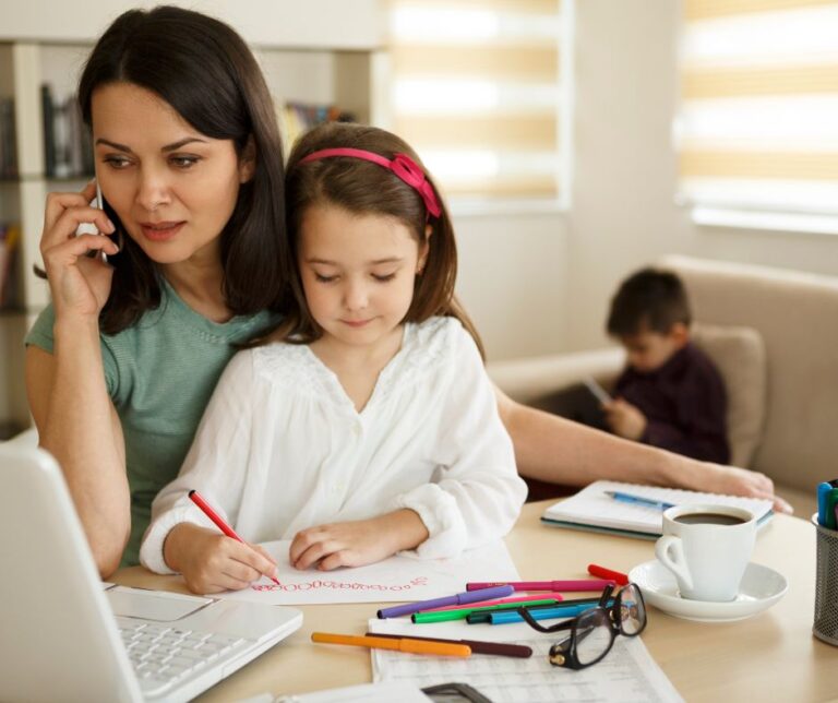 Common Struggles Faced by Women Working from Home
